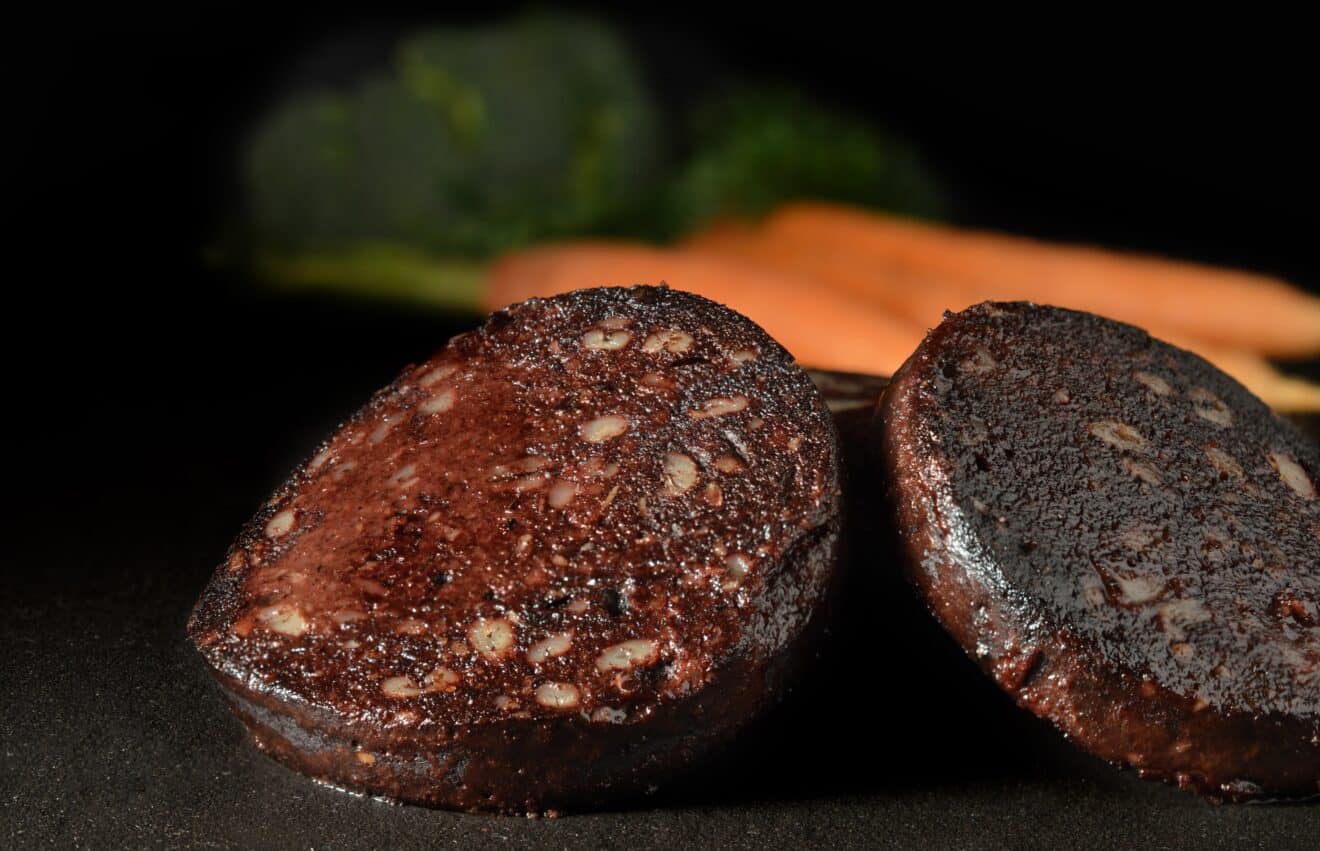 Morcilla de Arroz al Estilo Burgos: El Arte de la Morcilla Casera